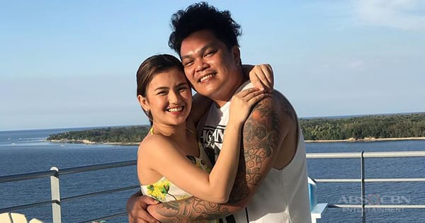 Karen Reyes with her husband | ABS-CBN Entertainment