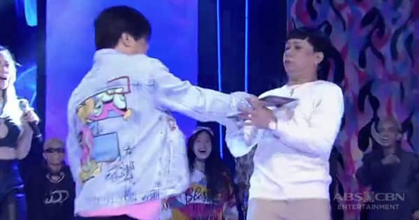 MC & Lassy’s dance showdown | ABS-CBN Entertainment