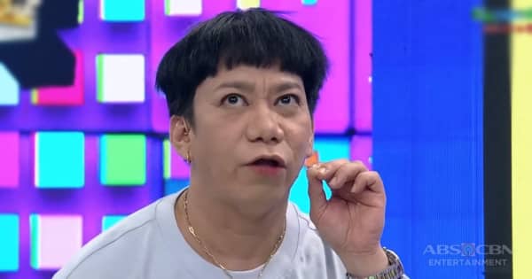 Lassy, ginawa ang tunog ibon | ABS-CBN Entertainment