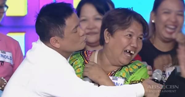 Chona, tinanggihan ang kiss ni Ogie | ABS-CBN Entertainment Chona, tinanggihan ang kiss ni Ogie | ABS-CBN Entertainment